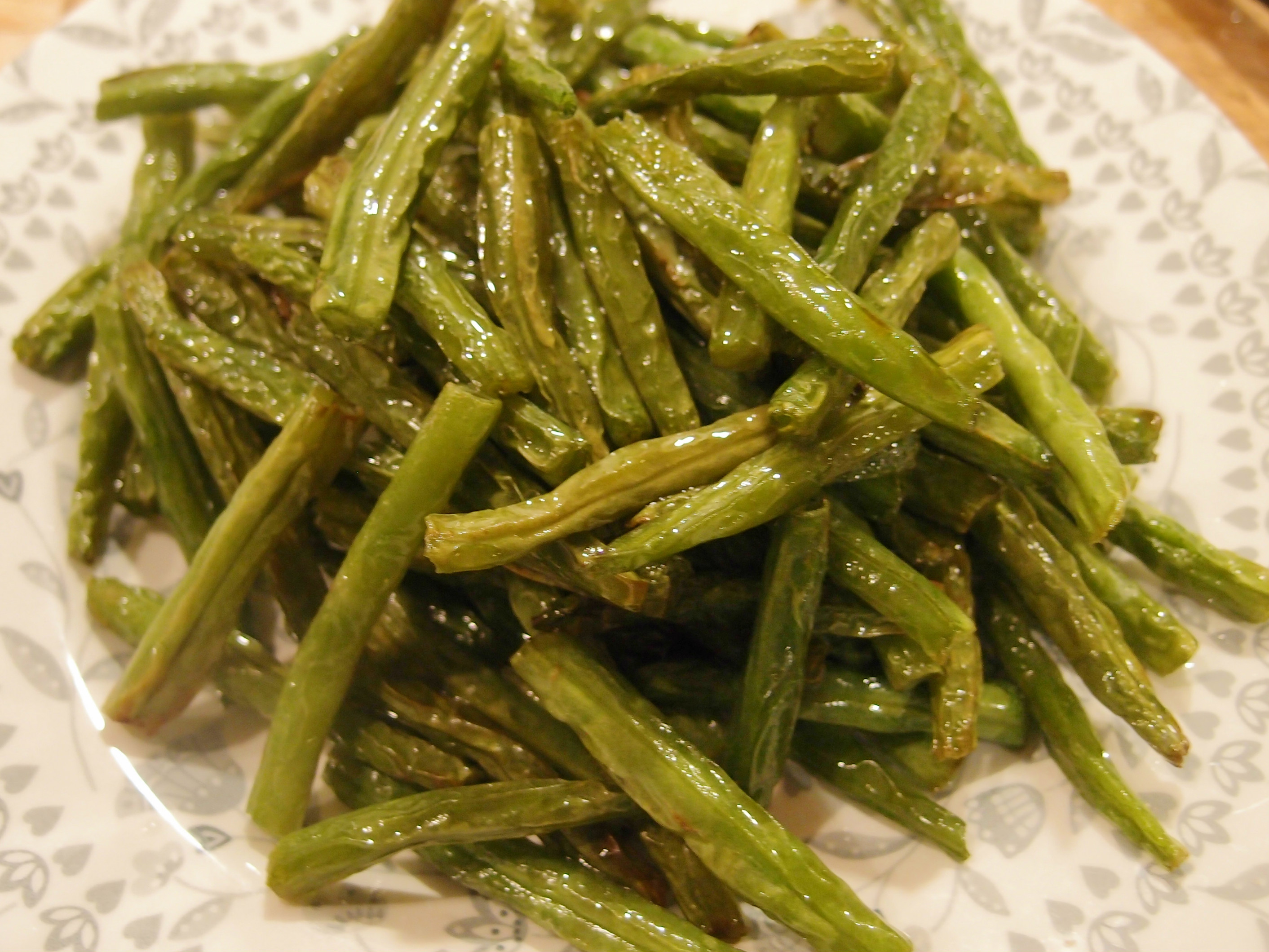 Dry fried green beans with chilli (gan bian sijidou) – a simple veggie ...